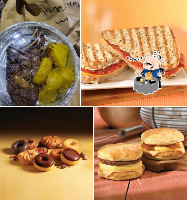 Tim Hortons, 400 Blvd. Marcel-Laurin in Montreal - Restaurant menu and ...