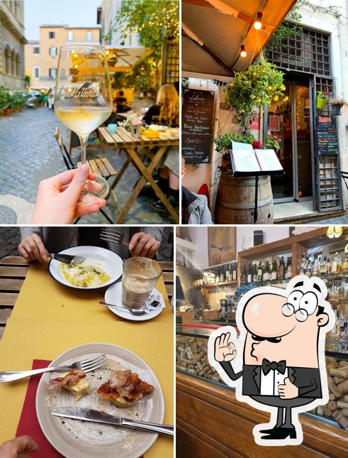 Latteria Trastevere pub & bar, Rome, Vicolo della Scala - Restaurant ...