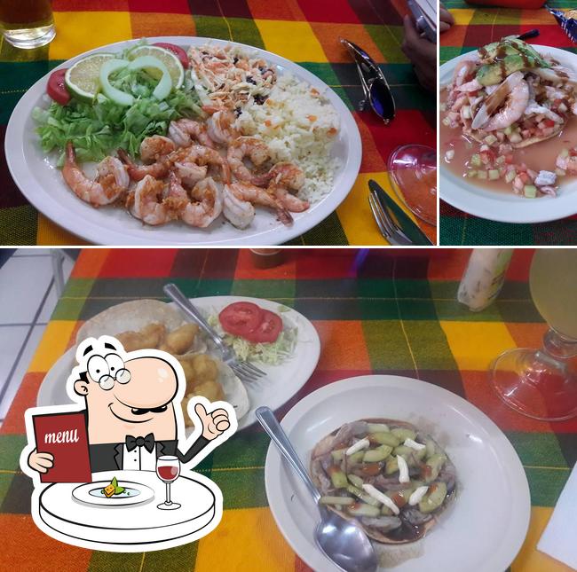 Sinaloa Fish Mariscos restaurant, Zapopan, Camino a Sta. Ana Tepetitlán ...