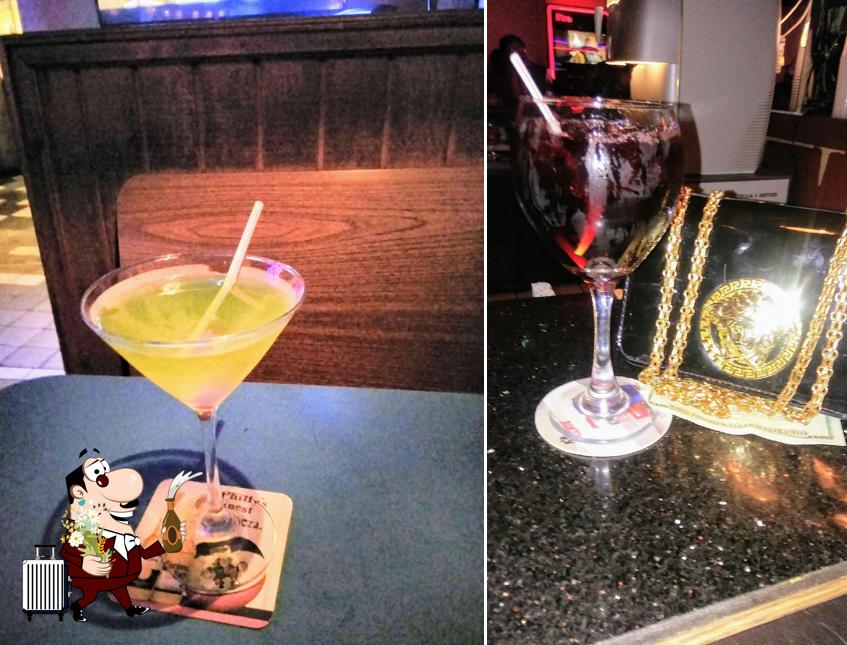 Charley B's Bar & Grill in Philadelphia - Restaurant menu and reviews