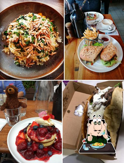 Chomp Cafe, Abbotsford - Restaurant menu, prices and reviews