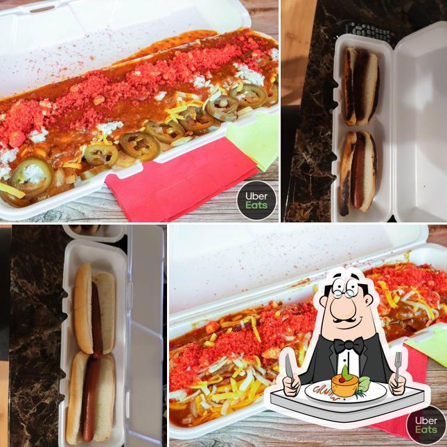 ‘World Famous’ Foot-Long Chili-Cheese Dogs in Long Beach - Restaurant ...