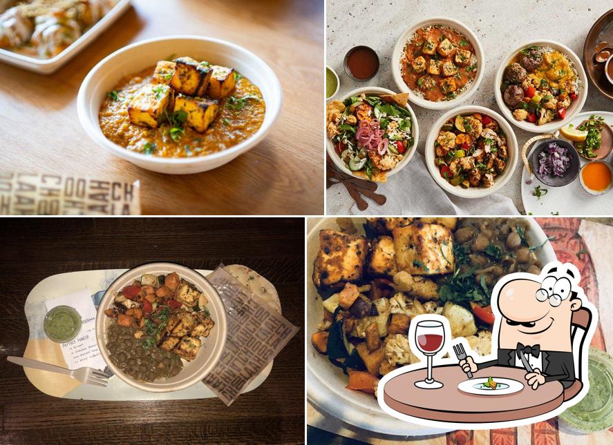 Choolaah, 27100 Chagrin Blvd in Beachwood - Restaurant menu and reviews