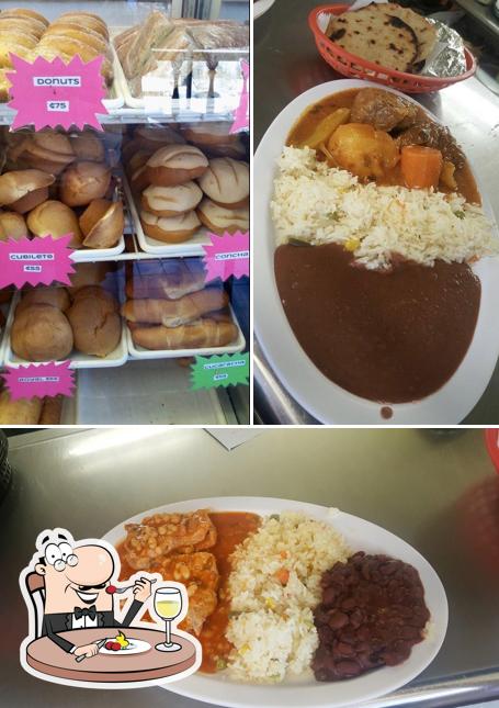 Golden Chicken & Bread, Richmond - Restaurant menu, prices and reviews