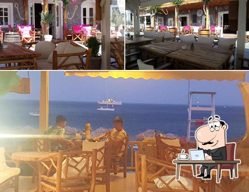 Hook bar kamari santorini, Kamari - Restaurant menu, prices and reviews