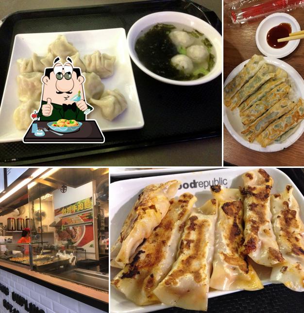 Restaurante Bafang Dumplings, Hong Kong, Fu Tung St - Opiniones del ...