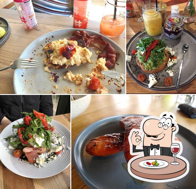 Eating Station in Ravenhall - Restaurant menu and reviews