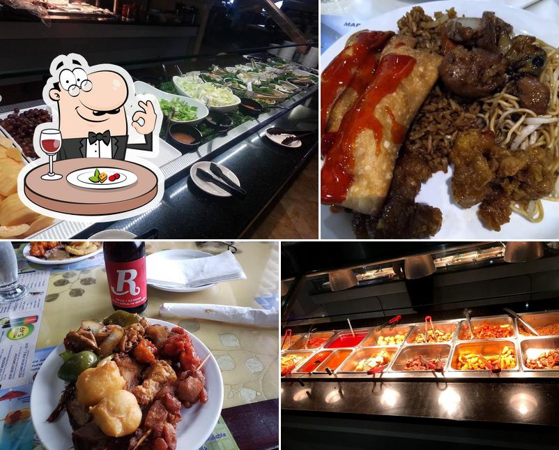 Maple Leaf Queen's Buffet in Moncton - Restaurant menu and reviews