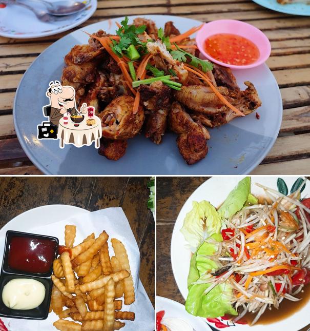 Mae Tha Chang Kang Thong, Ban Pong - Restaurant menu, prices and reviews