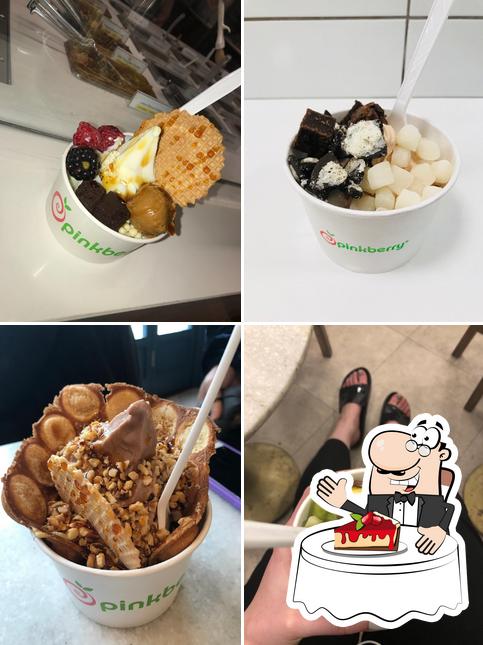 Pinkberry, 38 Upper Street in London - Restaurant menu and reviews