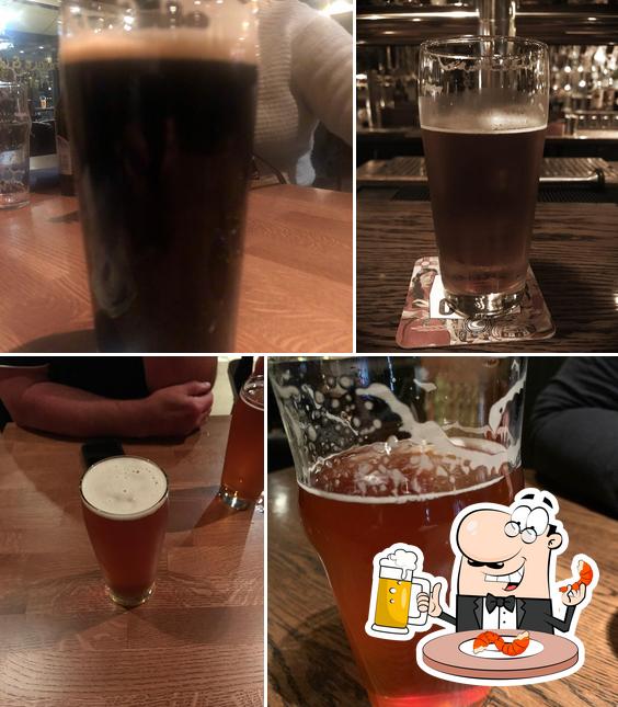 Fiddle & Whistle Irish Pub in Marshalltown - Restaurant menu and reviews