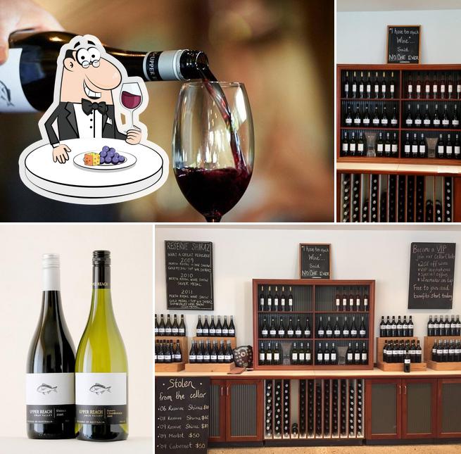Upper Reach Winery & Restaurant, Baskerville - Carta del restaurante y ...