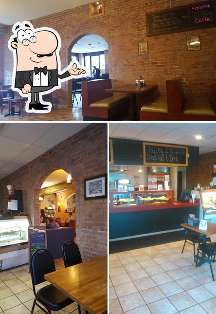 Little Italy, 118 Fall St in Seneca Falls - Restaurant reviews