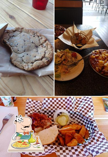 Fieldhouse Pizza & Pub - North Spokane in Spokane - Restaurant menu and ...