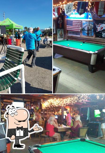 Sandbar Pub, Crescent Beach - Restaurant menu, prices and reviews