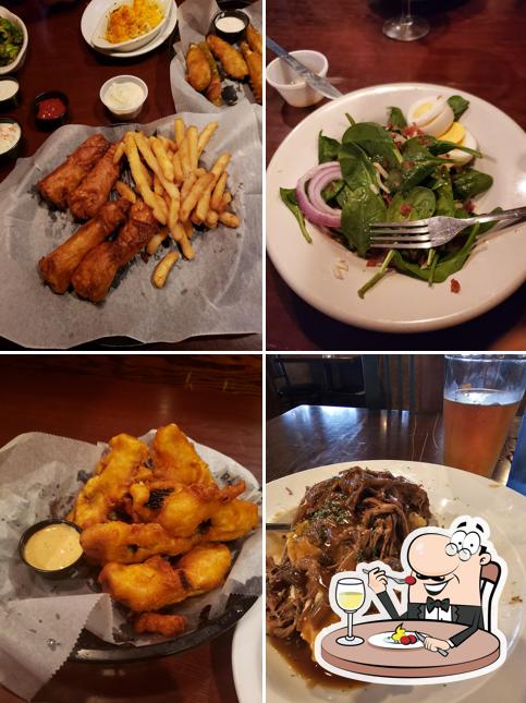 O'Conners Irish Pub, 2200 N Limestone St in Springfield - Restaurant ...