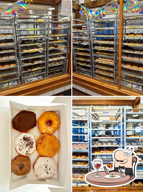 The Donut Mill, 123 Leva Ave in Red Deer - Restaurant menu and reviews