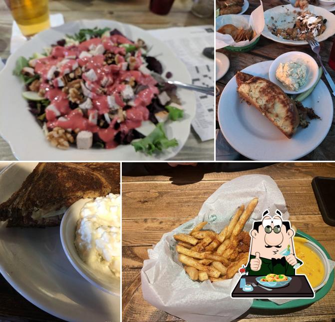 Greendale's Panther Pub & Eatery in Greendale - Restaurant menu and reviews