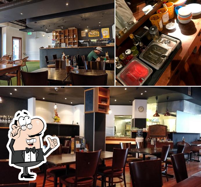 Taro's Ramen, 16 Old Cleveland Rd in Greenslopes - Restaurant reviews