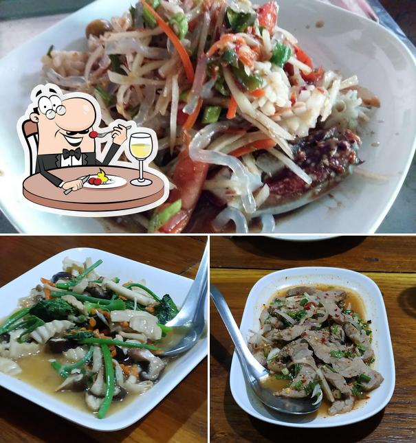 Isaan Zap at Ban Rai Phai Wan restaurant, Pha Bong - Restaurant reviews