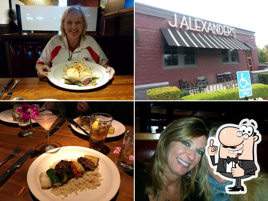 J. Alexander's Restaurant (Overland Park Grill) in Overland Park ...
