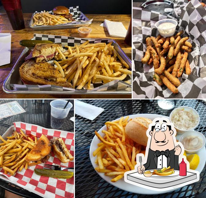 Top 5 restaurants in Hayward, Wisconsin, december 2025 - Restaurant Guru