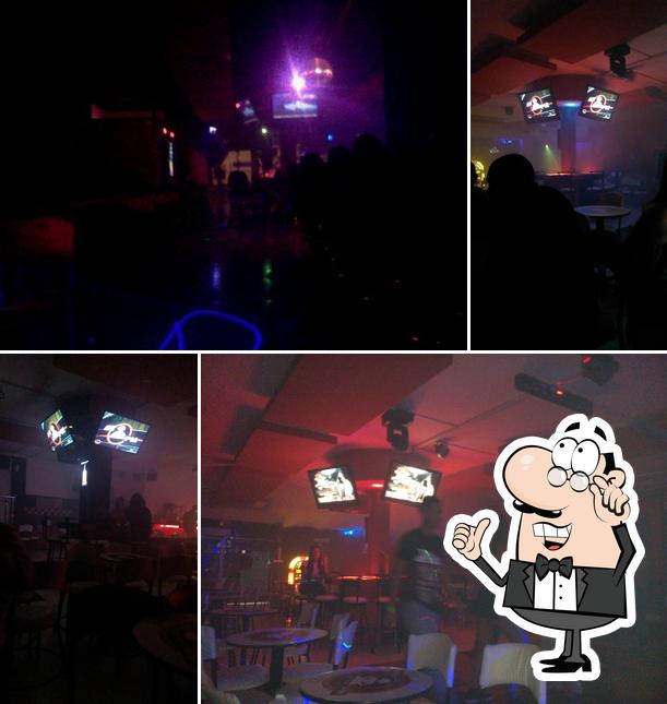 AM PM pub & bar, Cali, Cra. 66 ##10A-31 - Restaurant reviews