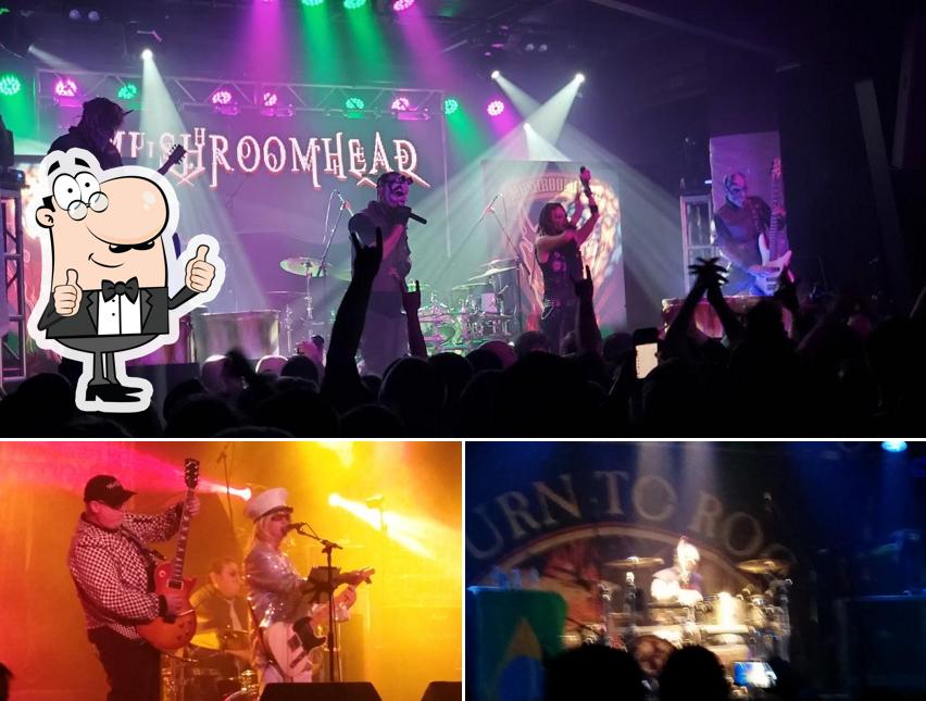 Pop's NightClub & Concert Venue in Sauget - Restaurant reviews