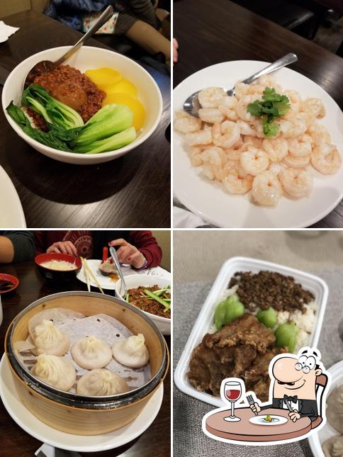 Little Dumpling Bayside 李小籠, New York City - Restaurant menu, prices ...