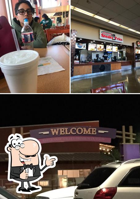 Rio Grande Valley Premium Outlets Food Court, Mercedes - Menú del ...