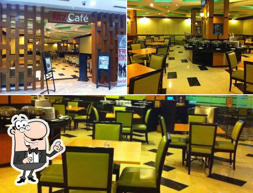 Ritz Cafe, Jakarta, Hotel Orchardz - Restaurant menu and reviews