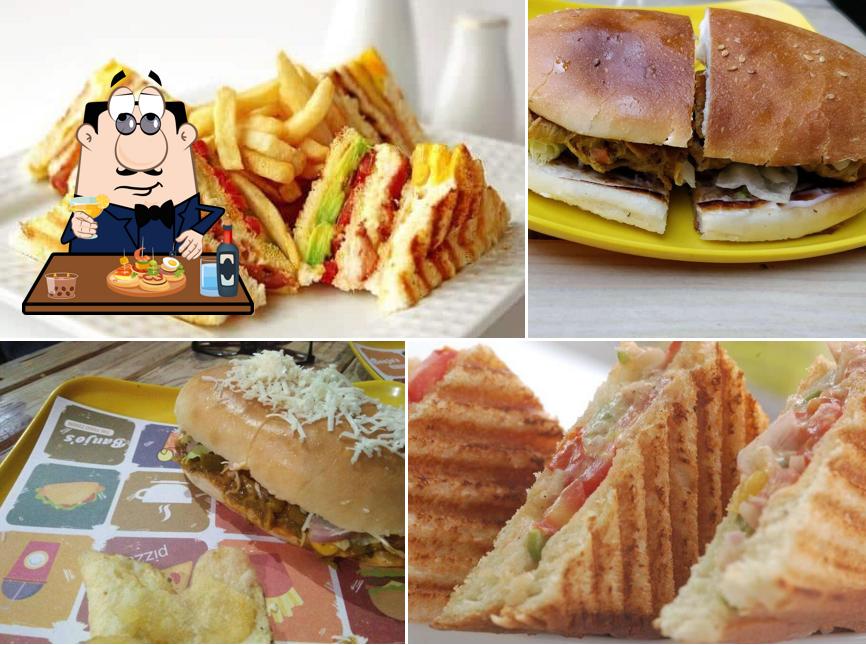 Banjo's The Food Chain Best fast food in nashik Pizza Burger Sandwich ...