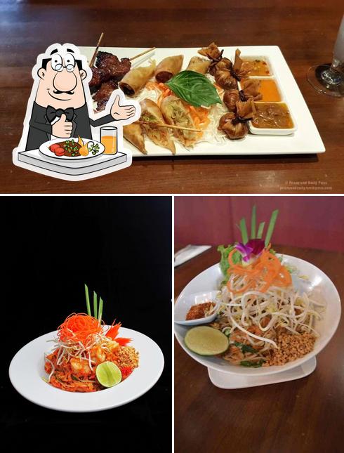 Ban Chok Dee Thai Cuisine-Langley, 20563 Douglas Cres in Langley ...