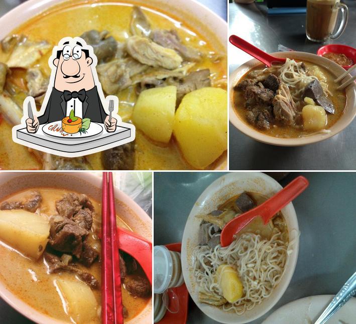Rumah Makan Tabona restaurant, Medan, Jl. Mangkubumi No.17 - Restaurant ...