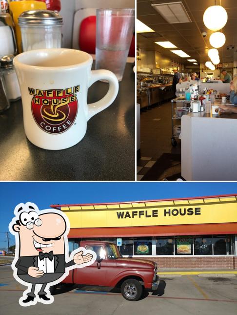 Waffle House, 8505 Benbrook Blvd in Benbrook - Restaurant menu and reviews