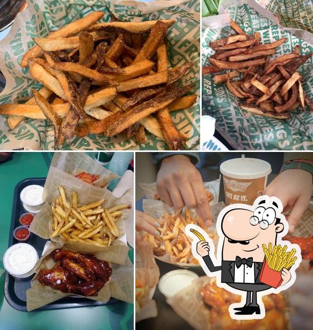 Wingstop, 1641 W Bethany Home Rd #3 in Phoenix - Restaurant menu and ...