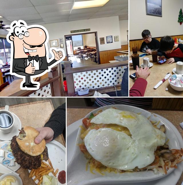 American Table Family Restaurant, Oregon - Restaurant menu, prices and ...