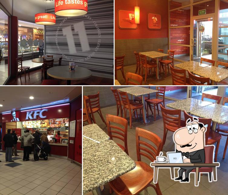 KFC Krokus Kraków fast food, Kraków, ul. Bora Komorowskiego 37 ...