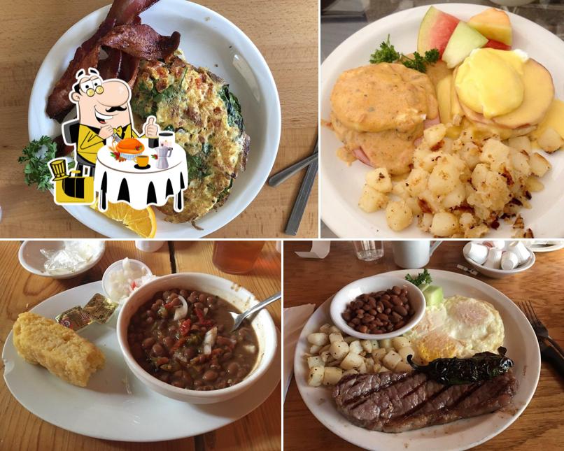 Tina's Cafe, 2825 Sudderth Dr in Ruidoso - Restaurant menu and reviews