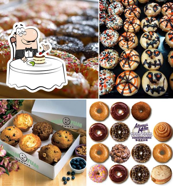 Yum Yum Donuts, 924 S Santa Fe Ave in Vista - Restaurant menu and reviews