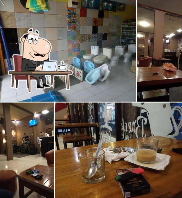 Gallery Cafe, Namlea, P3GX+GQP - Restaurant reviews