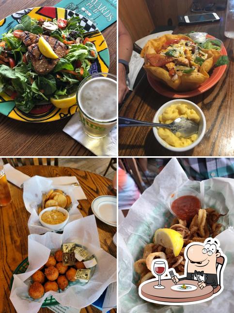 Howard's Pub, Ocracoke - Restaurant menu, prices and reviews