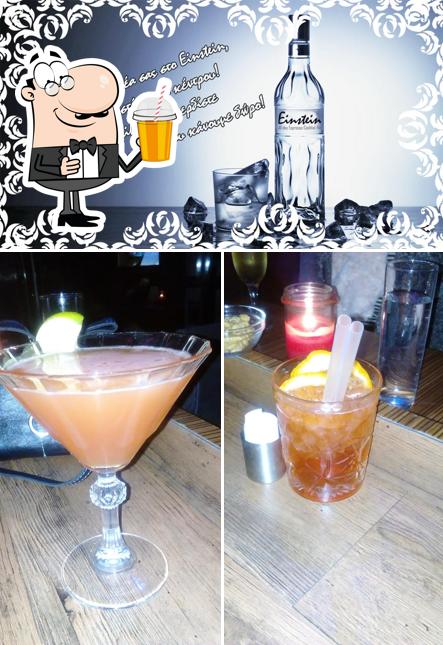 Einstein Coffee Bar Athens, Athens, Θησέως 15 - Restaurant reviews