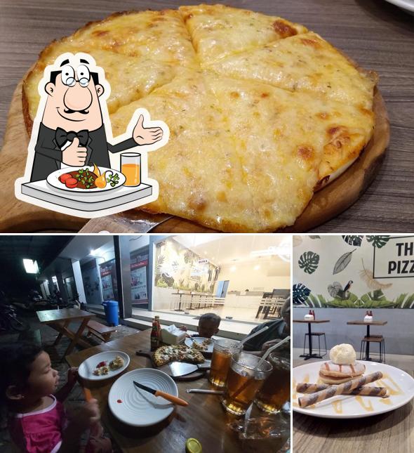 Roland Pizza restaurant, Banyuwangi - Restaurant reviews