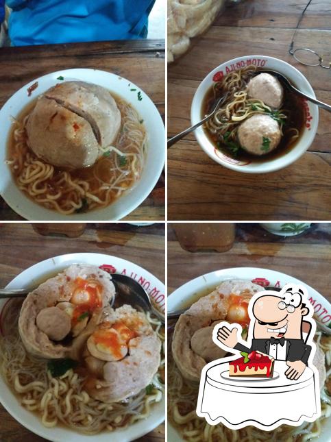 mi ayam n bakso kondang rasa mas paijo restaurant, Sawahan - Restaurant ...