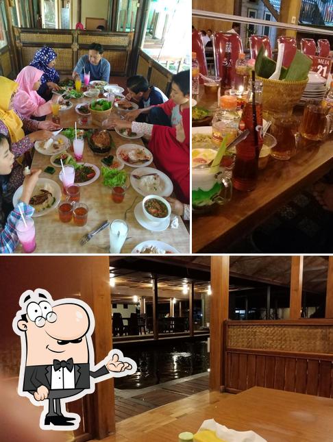 Rumah Makan Cibiuk restaurant, Karawang - Restaurant reviews