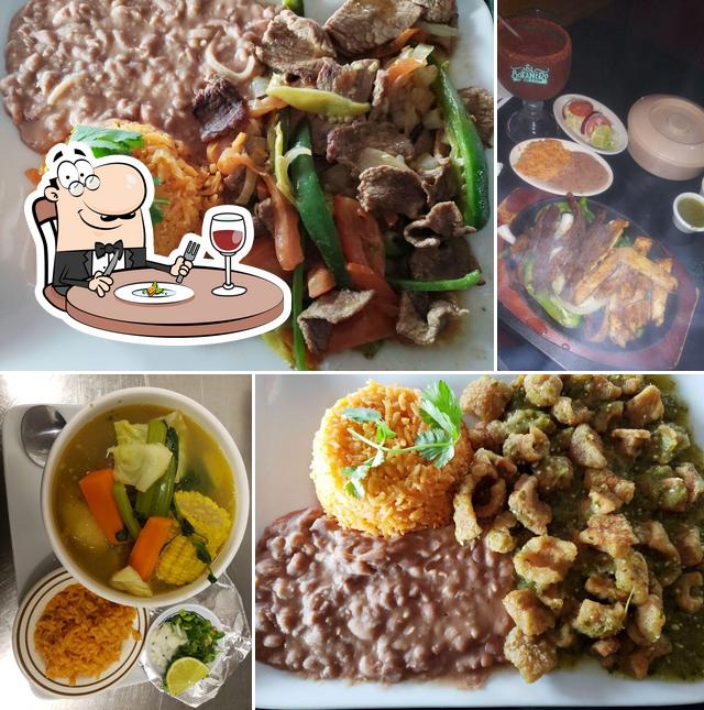 El Botanero Bar, Dallas - Menú del restaurante, precios y reseñas