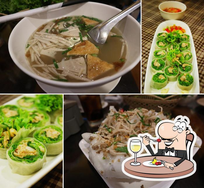 Restaurante Hanoi Kitchen, Sala Klang, 166/6 ถนน สำเร็จพัฒนา ...