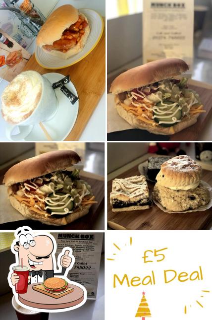The Munch Box Cafe Ltd, 882a Manchester Rd in Bradford - Restaurant reviews