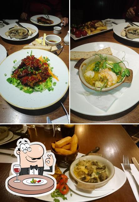 The Hillside Inn in Crawley - Restaurant menu and reviews